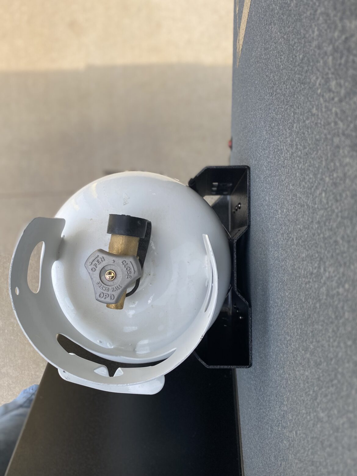 Propane Tank Bracket 11 LB – BADAC Adventure Co