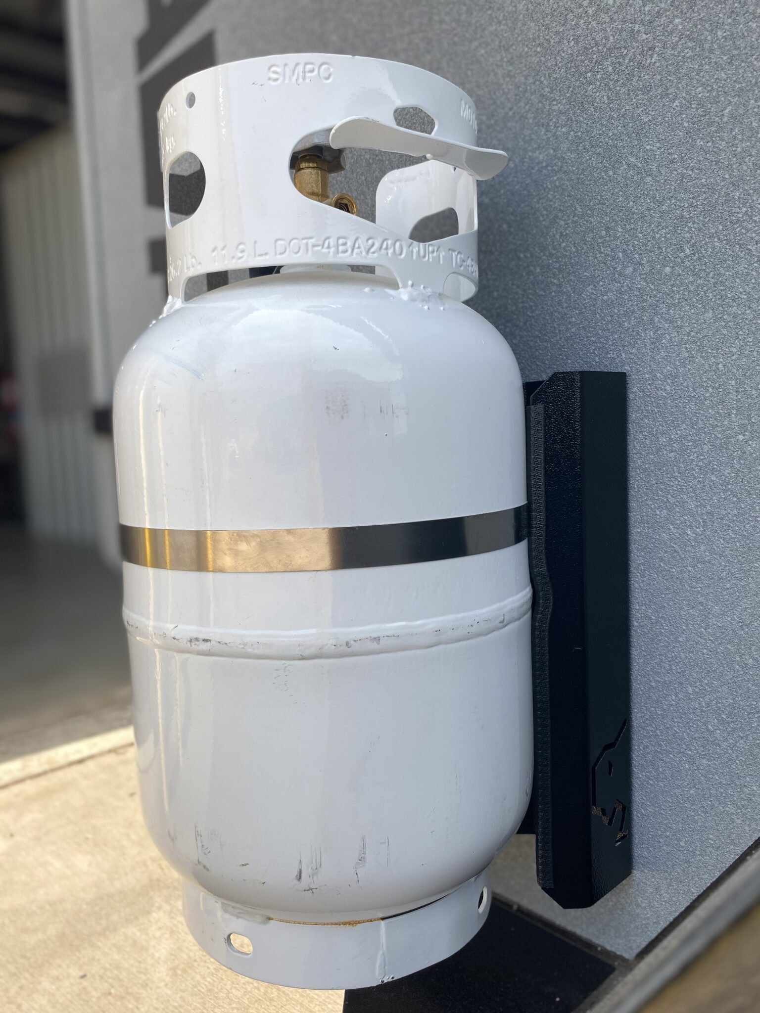 Propane Tank Bracket 11 LB – BADAC Adventure Co